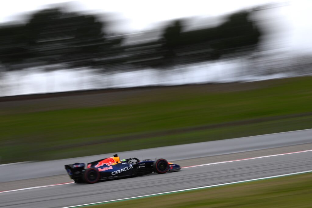 F1 News: Red Bull Assess Track Return After Hadjar Crash on Day 2 of ...